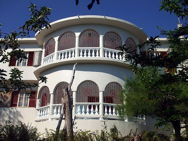 House For Sale in Sandy Bay Hanover, St. James Jamaica | PropertyAdsJa.com