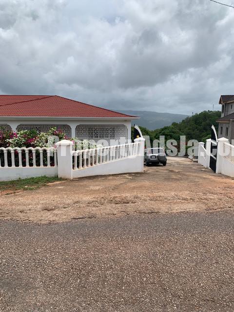 House For Sale in Junction, St. Elizabeth Jamaica | PropertyAdsJa.com