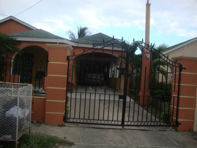 House For Sale in White Water Meadows, St. Catherine Jamaica ...