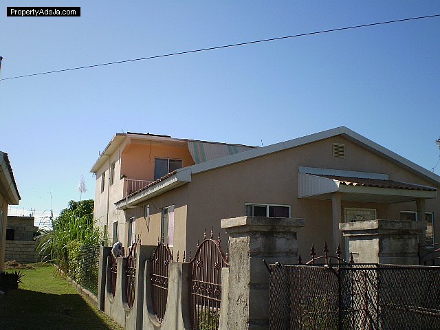 House For Sale in Angels Estate, St. Catherine Jamaica | PropertyAdsJa.com