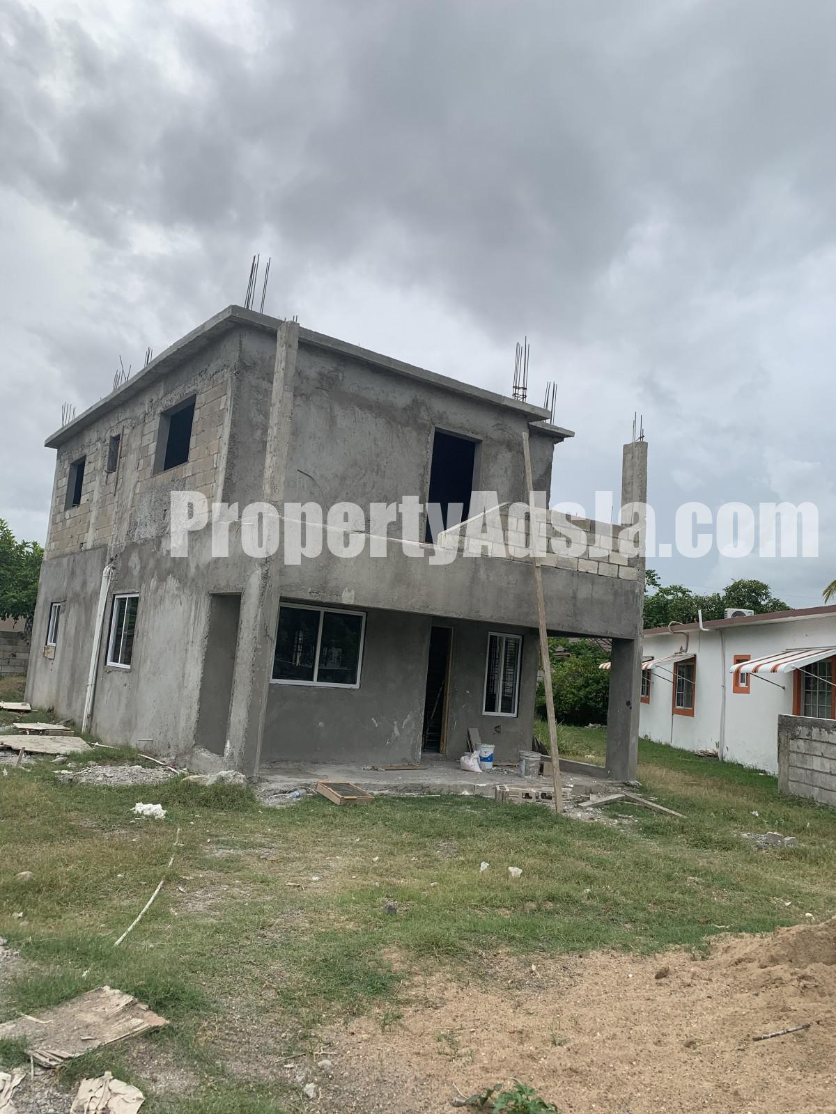 Townhouse For Sale in Willowdene Est, St. Catherine Jamaica ...