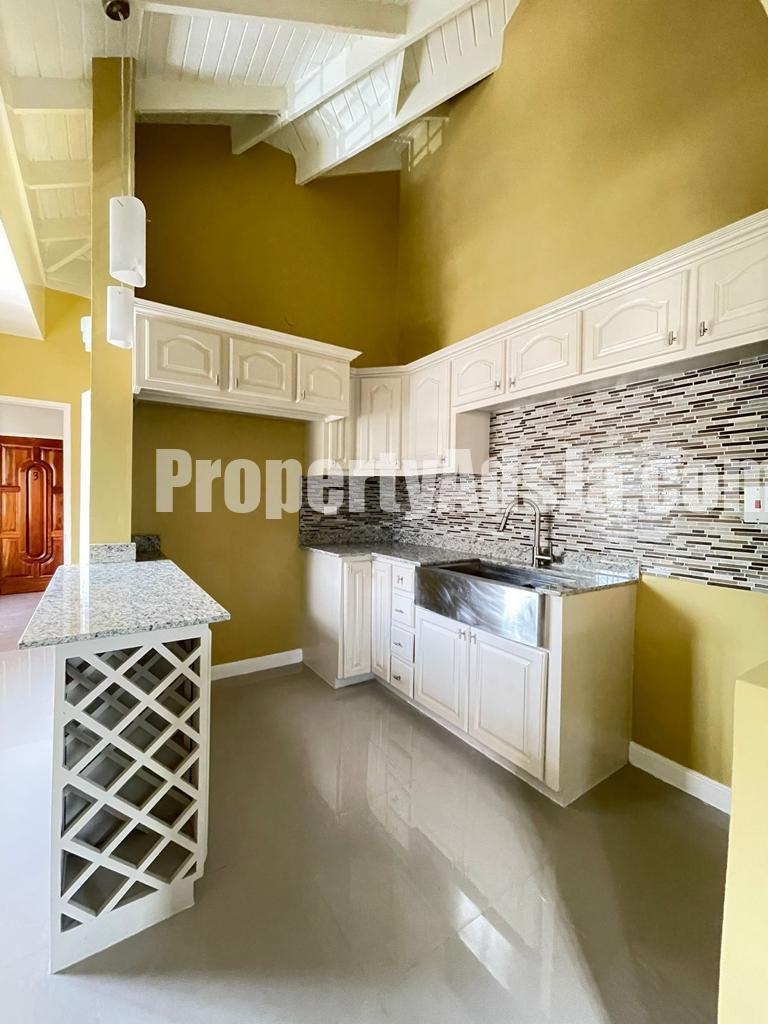 Apartment For Rent in Waterloo Road, Kingston / St. Andrew Jamaica ...