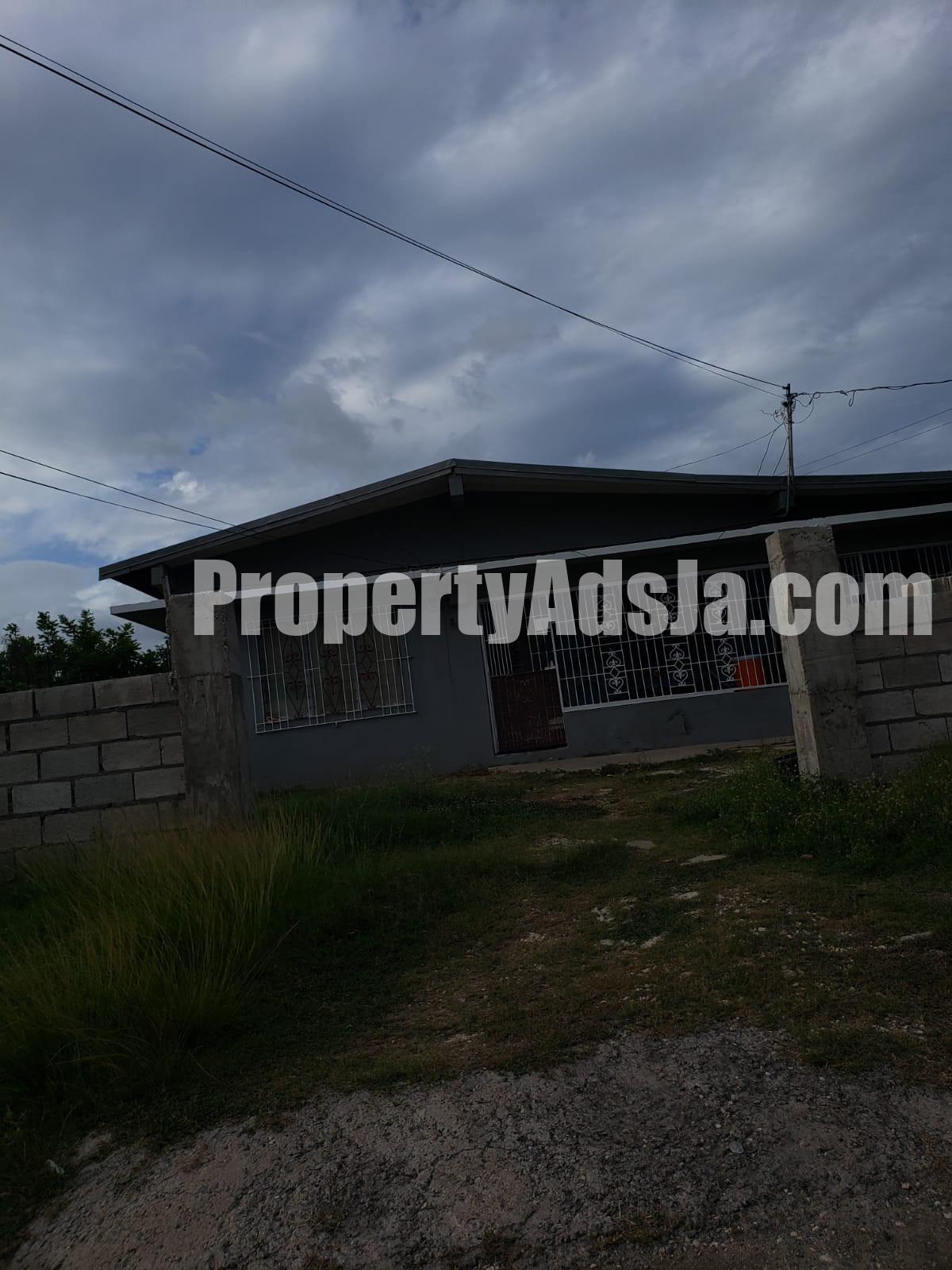 House For Sale in Willowdene Estate, St. Catherine Jamaica ...