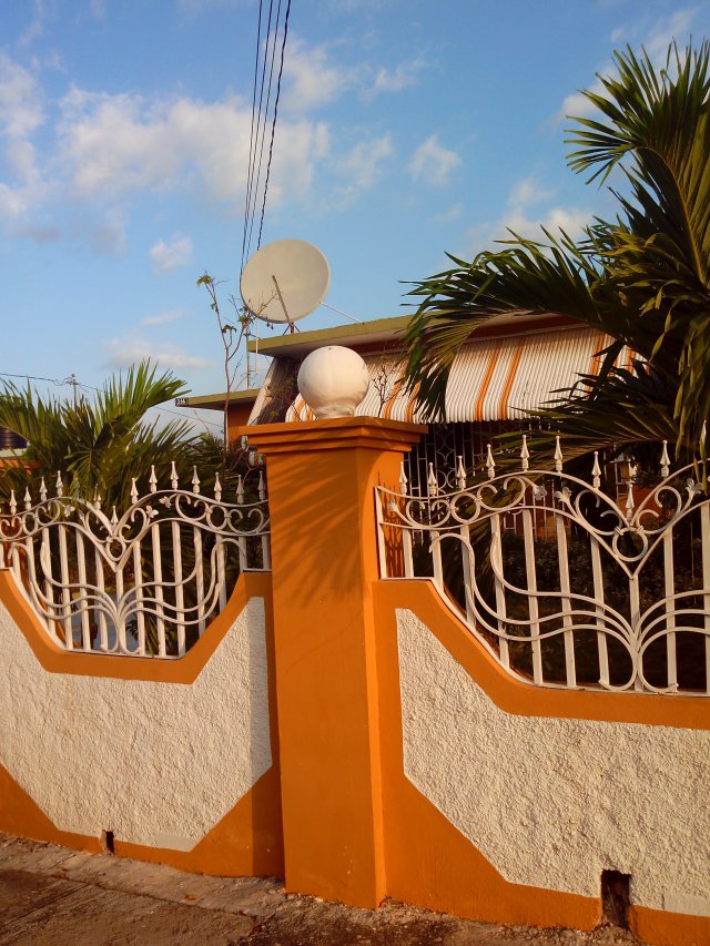 House For Sale in Eltham Acres, St. Catherine Jamaica | PropertyAdsJa.com