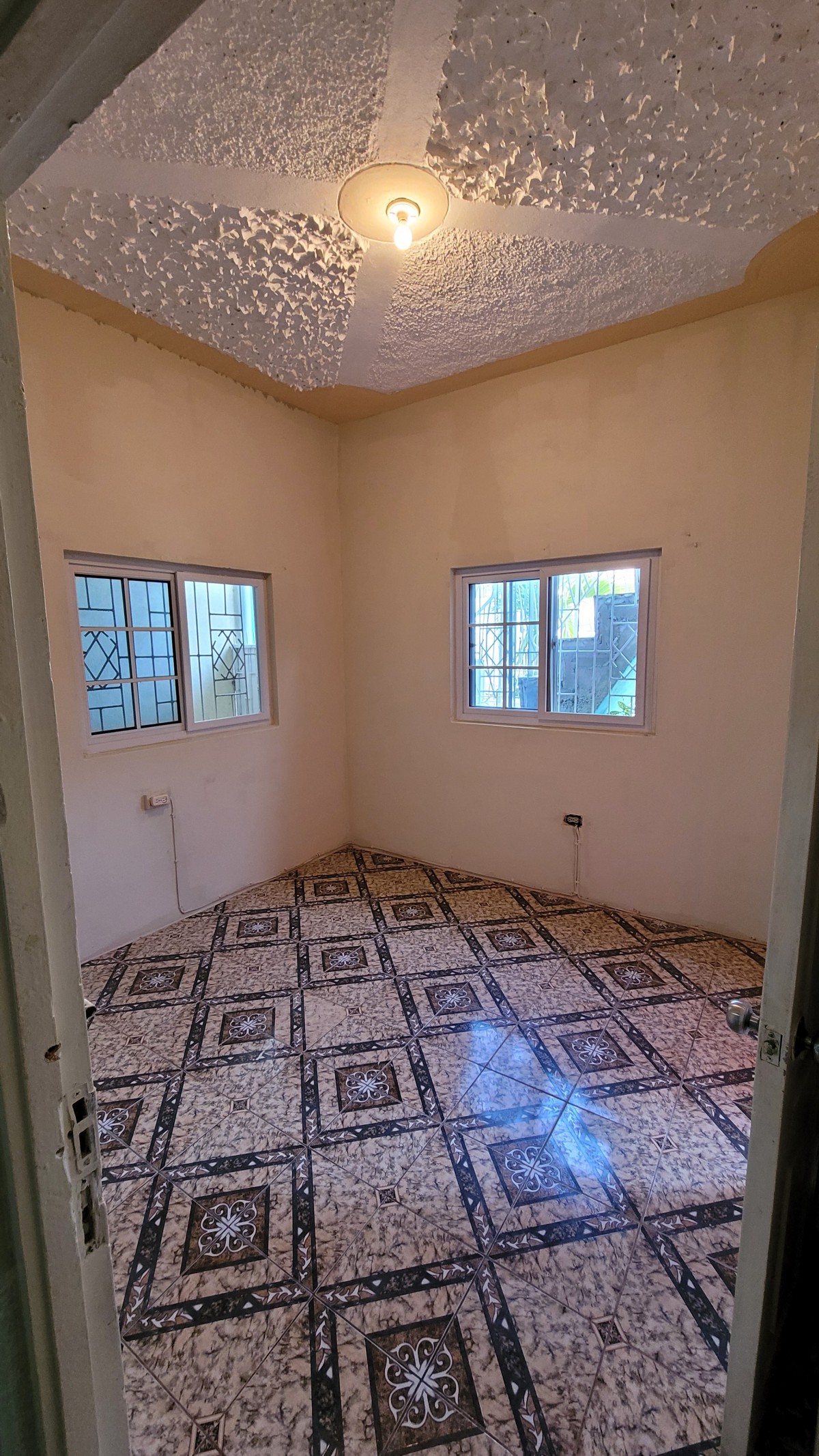 House For Sale in Nannyville, Kingston / St. Andrew Jamaica | PropertyAdsJa.com