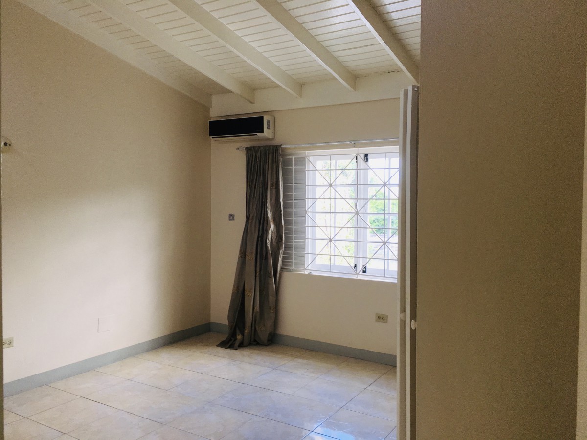 Townhouse For Rent in Hope Road Kingston 6, Kingston / St. Andrew Jamaica | PropertyAdsJa.com