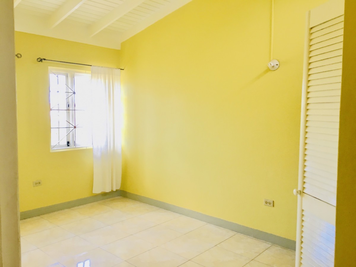 Townhouse For Rent in Hope Road Kingston 6, Kingston / St. Andrew Jamaica | PropertyAdsJa.com