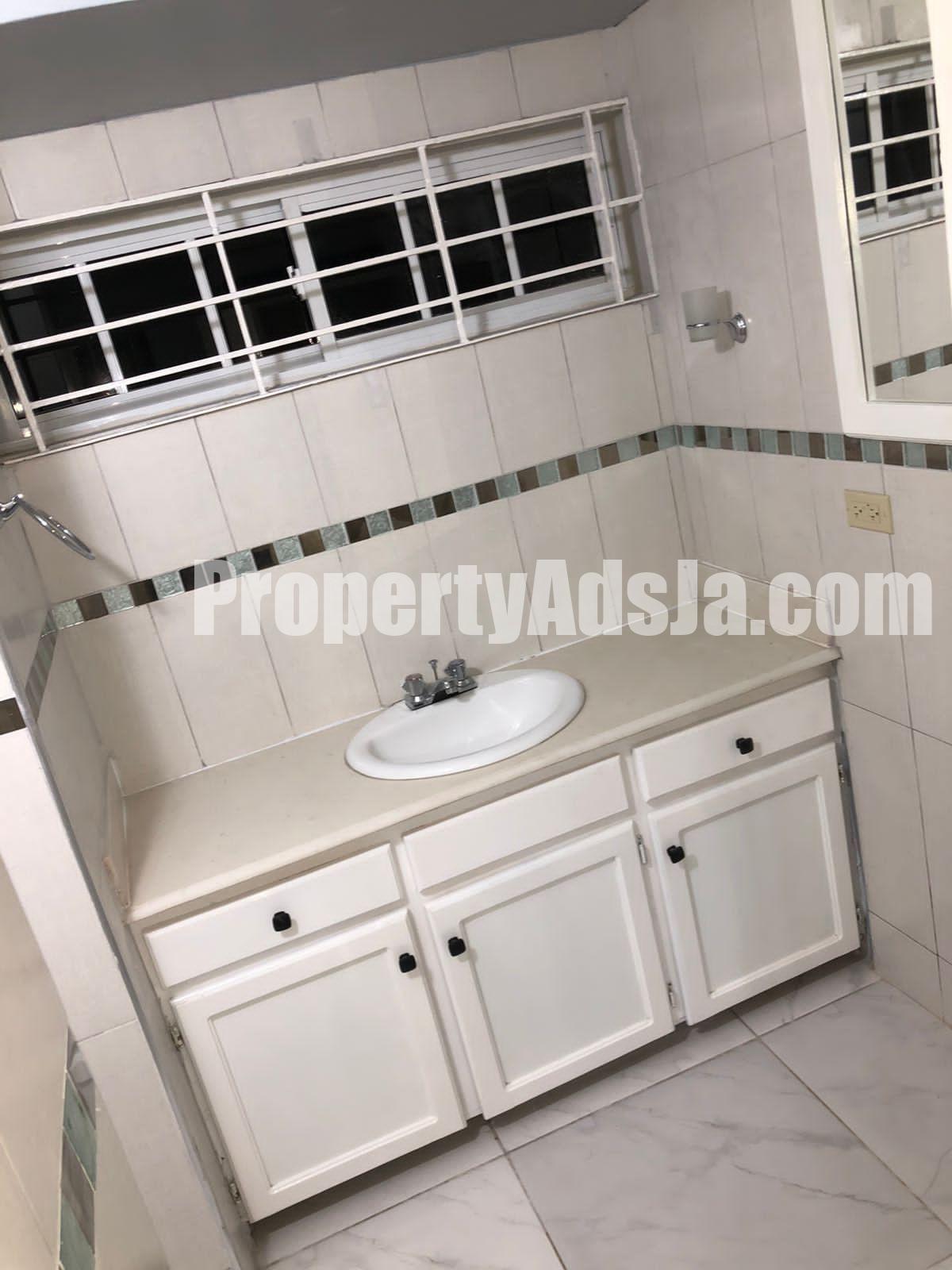 Apartment For Rent in Constant Spring Road Kingston 8, Kingston / St ...