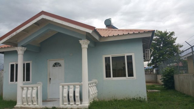 House For Sale in Morris Meadows, St. Catherine Jamaica | PropertyAdsJa.com