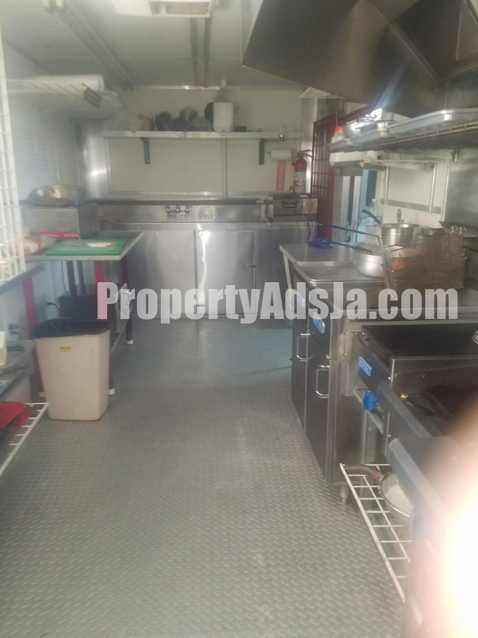 Commercial building For Sale in New Kingston, Kingston / St. Andrew ...