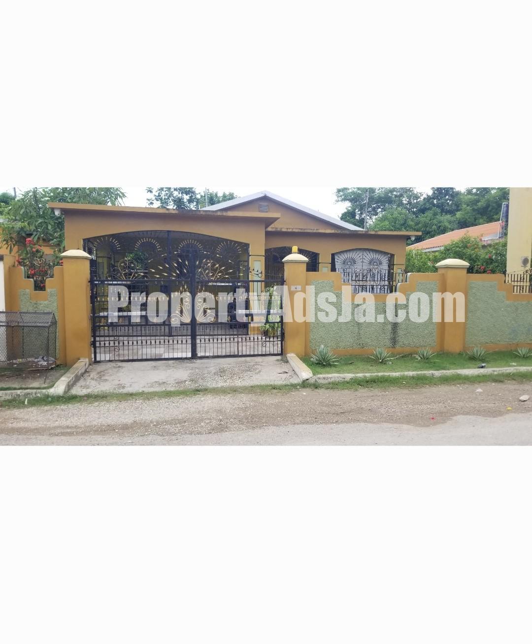 House For Sale in ANGELS ESTATE SPANISH TOWN, St. Catherine Jamaica ...