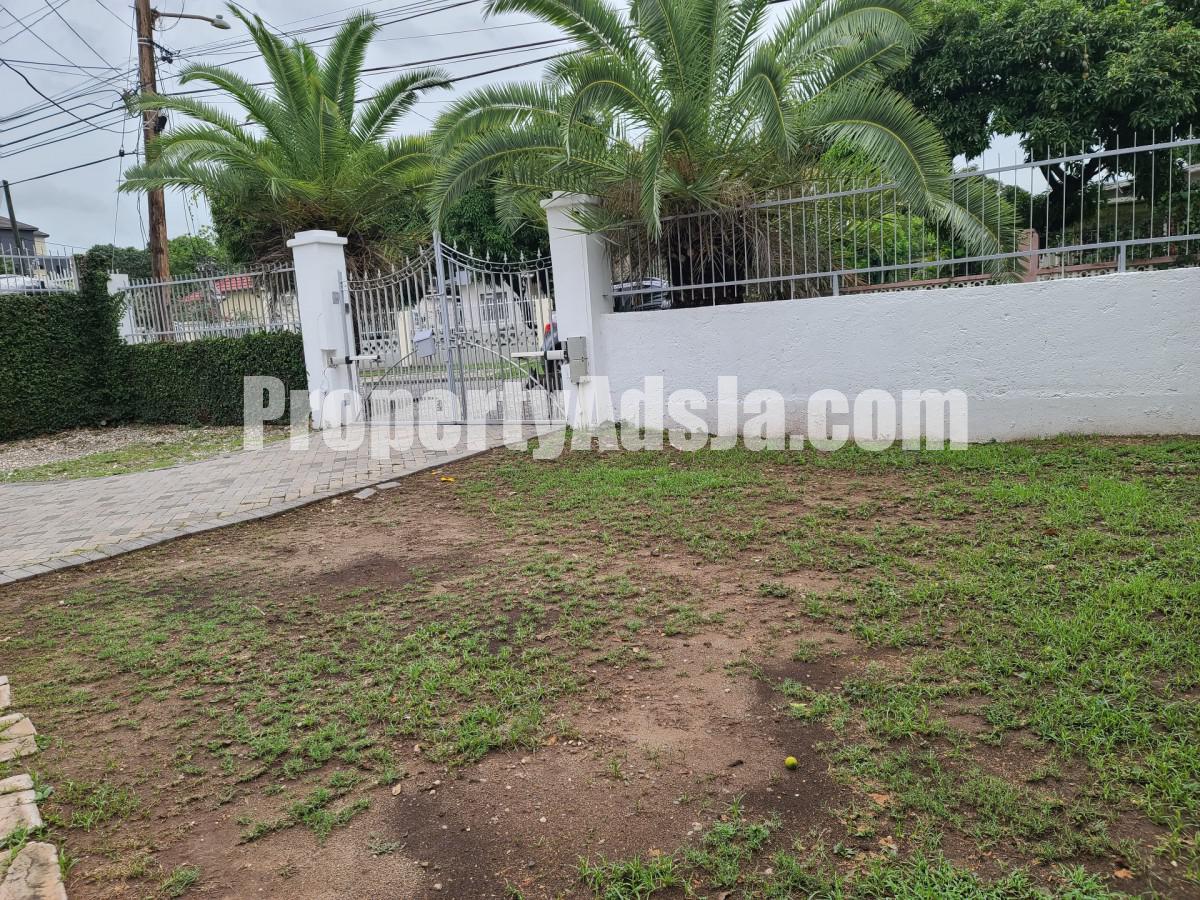Flat For Rent in Sullivan area, Kingston / St. Andrew Jamaica ...