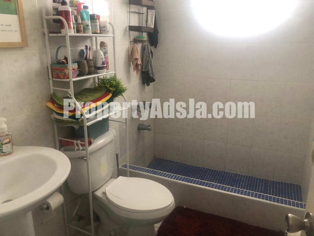 House For Sale in Eltham Acres, St. Catherine Jamaica | PropertyAdsJa.com