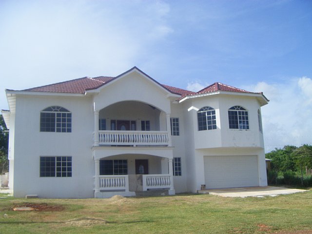 House For Sale in Junction, St. Elizabeth Jamaica | PropertyAdsJa.com