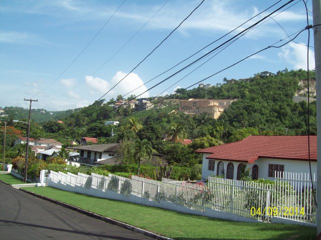 Townhouse For Rent in Norbrook, Kingston / St. Andrew Jamaica ...
