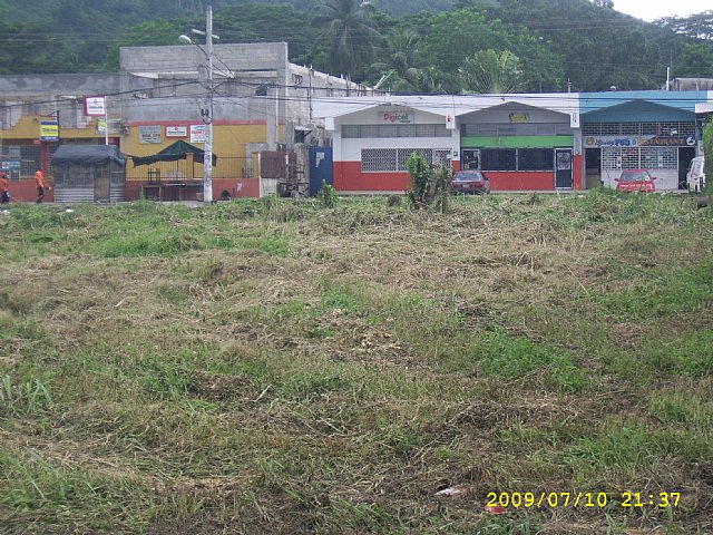 Commercial building For Sale in Bog Walk, St. Catherine Jamaica ...