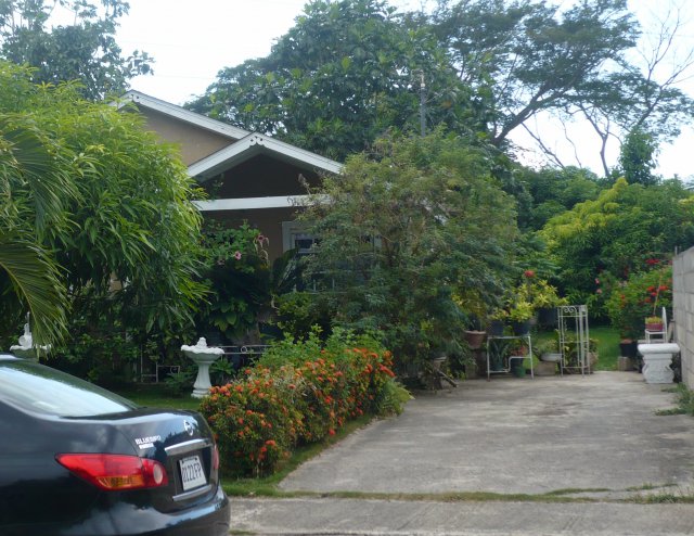 House For Sale in Magil Palm, St. Catherine Jamaica | PropertyAdsJa.com