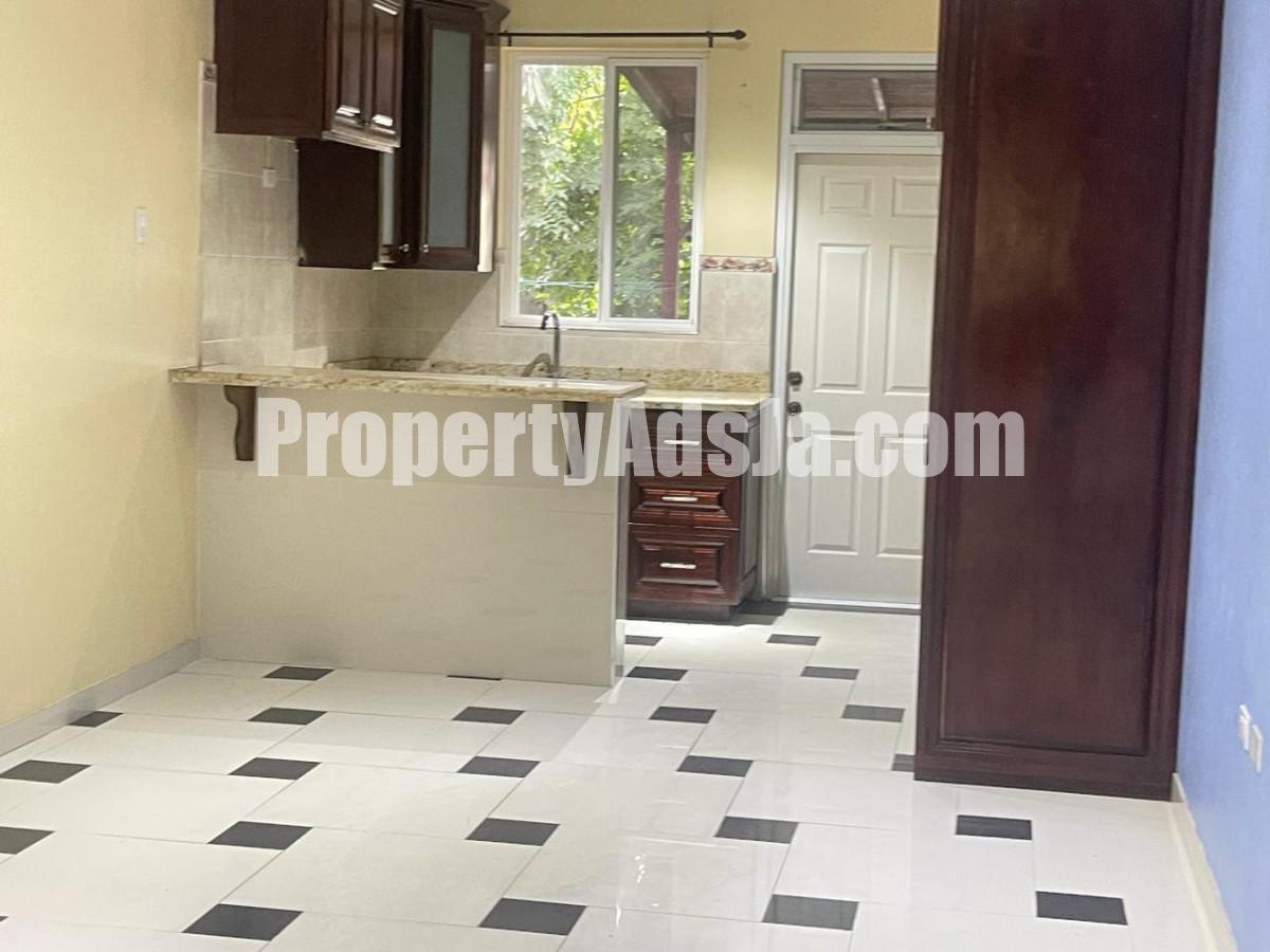 House For Rent in OFF CONSTANT SPRING ROAD, Kingston / St. Andrew ...