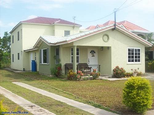 House For Sale in Portmore Country Club, St. Catherine Jamaica ...