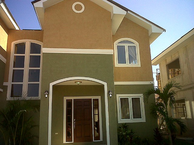 Townhouse For Sale in Graham Heights, Kingston / St. Andrew Jamaica ...