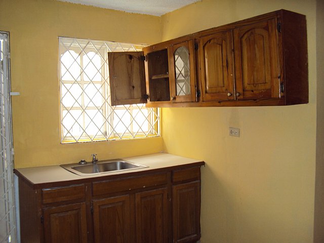 Townhouse For Sale in Bridgeview Portmore, St. Catherine Jamaica ...