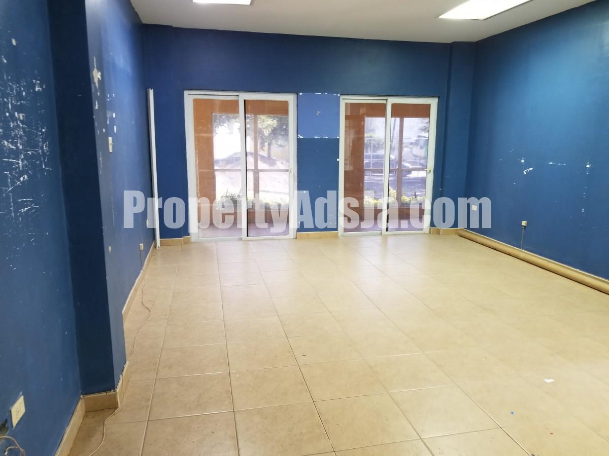 Commercial building For Rent in Kingston, Kingston / St. Andrew Jamaica ...
