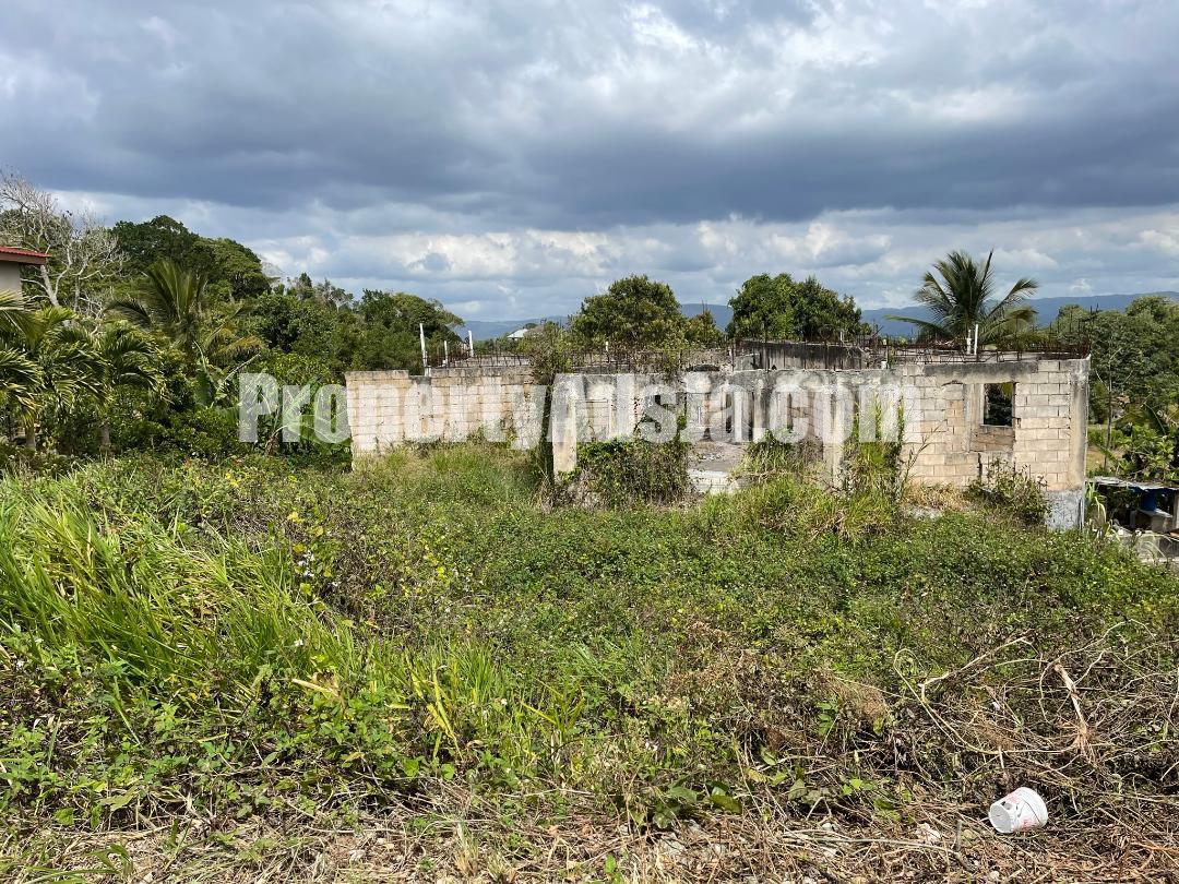 House For Sale in Mandeville, Manchester Jamaica | PropertyAdsJa.com