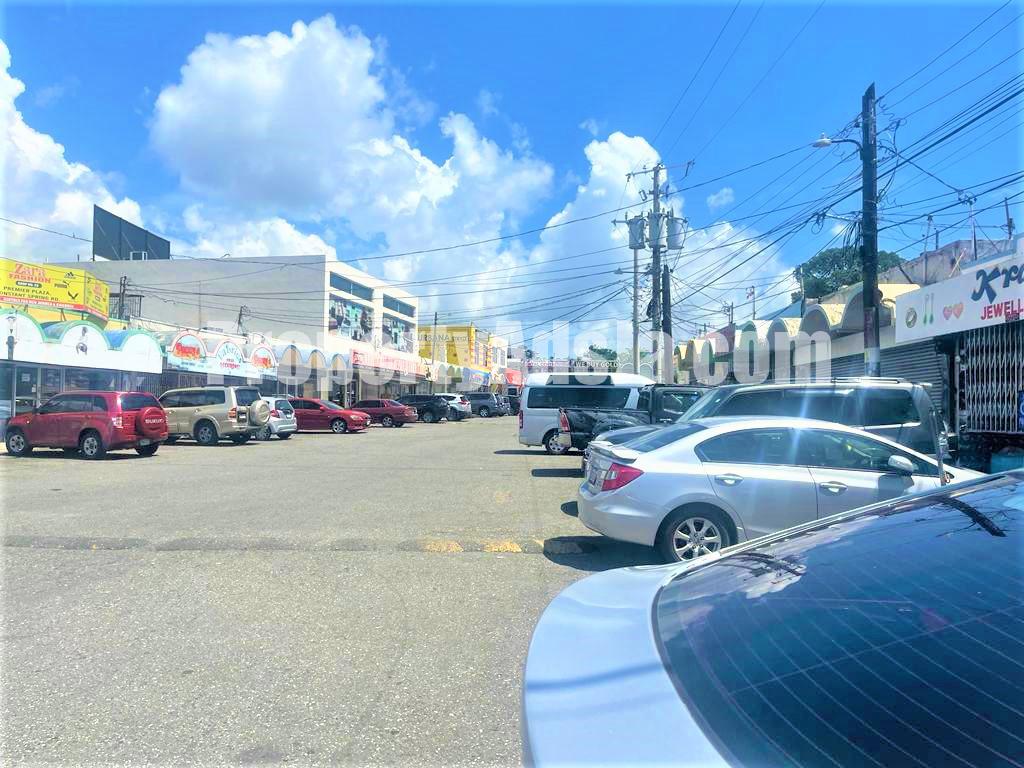 Commercial building For Rent in OFF CONSTANT SPRING ROAD, Kingston / St ...