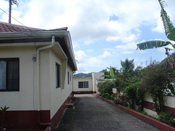 House For Sale in Brumalia Mandeville, Manchester Jamaica ...