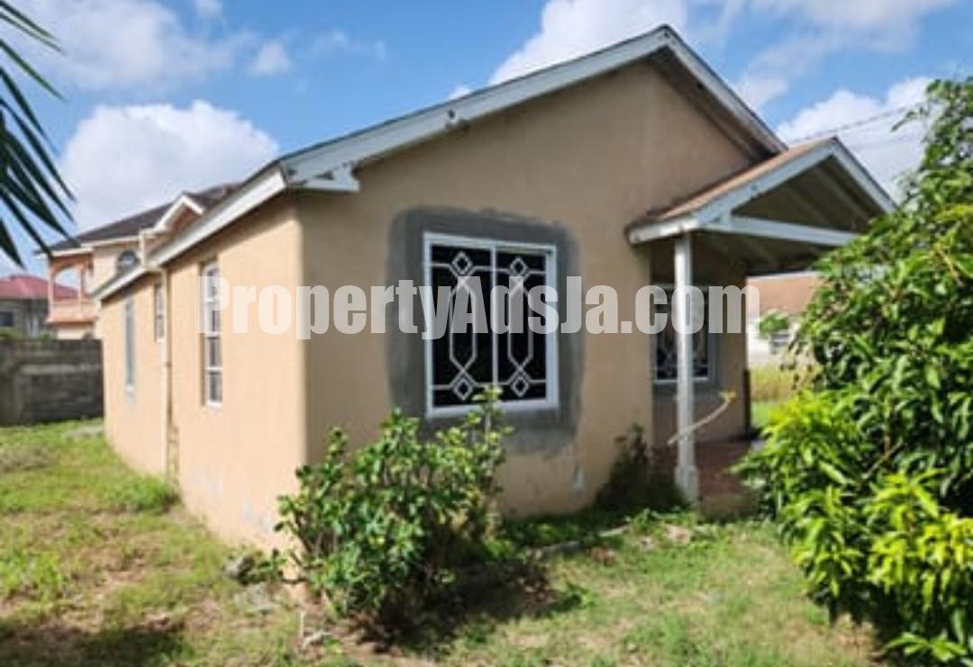 House For Sale in MAGIL PALMS SPANISH TOWN, St. Catherine Jamaica ...