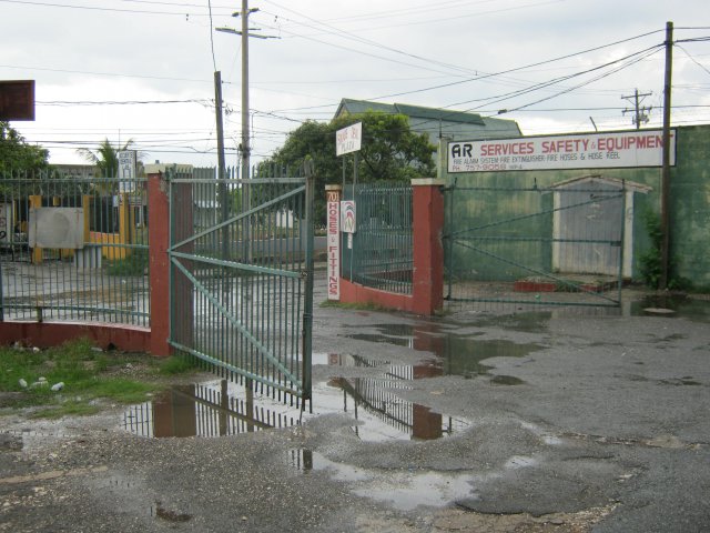 Commercial building For Sale in Kingston 10, Kingston / St. Andrew ...