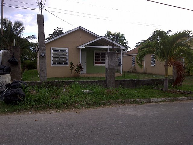 House For Sale in Magil Palms, St. Catherine Jamaica | PropertyAdsJa.com