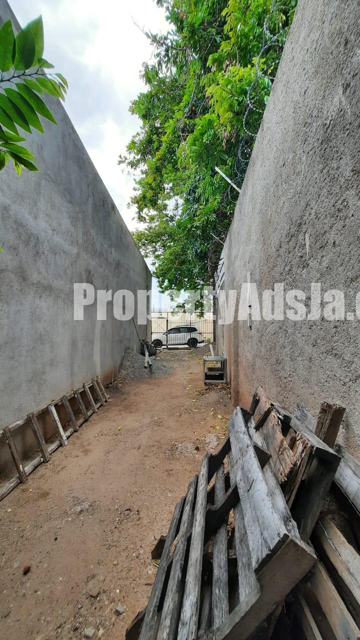 Commercial building For Sale in Kingston 10, Kingston / St. Andrew ...