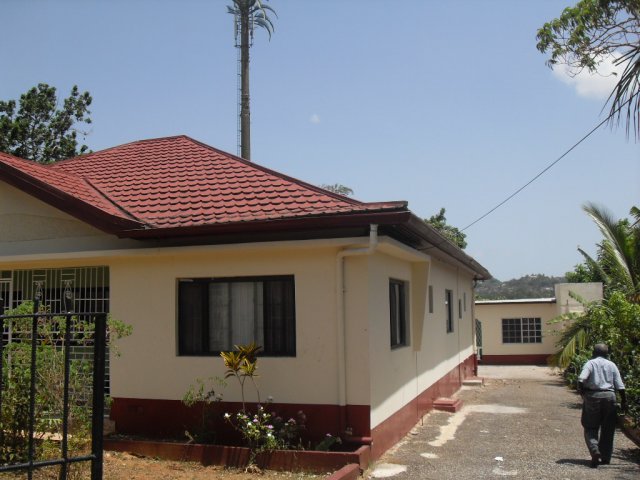 House For Sale in Brumalia, Manchester Jamaica | PropertyAdsJa.com