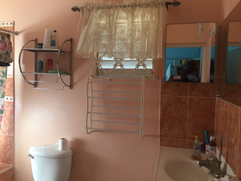 House For Sale in Eltham Acres, St. Catherine Jamaica | PropertyAdsJa.com