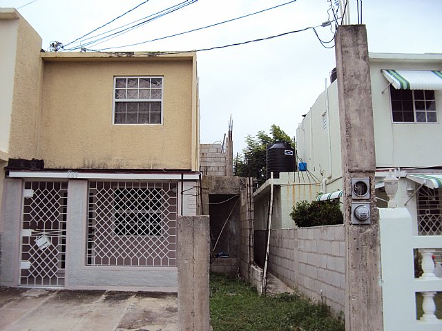 Townhouse For Sale in Edgewater Portmore, St. Catherine Jamaica ...