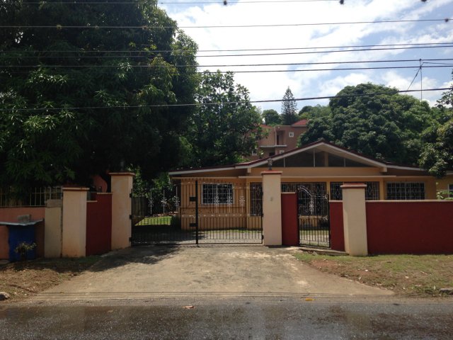 House For Sale in Havendale, Kingston / St. Andrew Jamaica ...