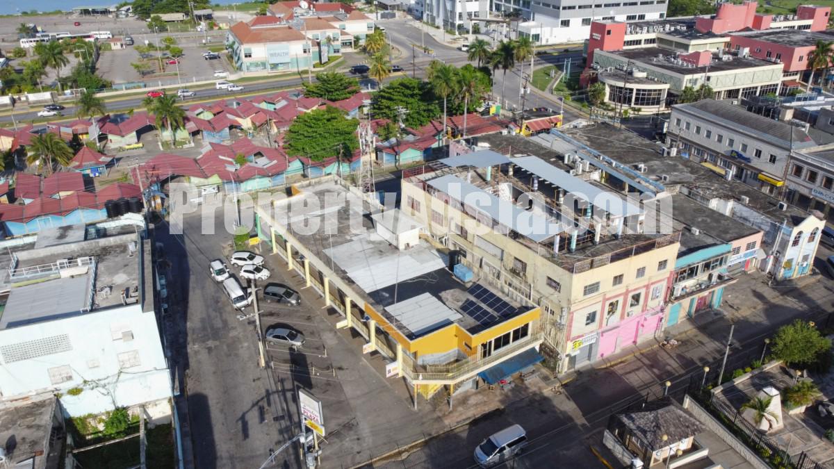 Commercial building For Rent in The New Sunshine Plaza, St. James ...