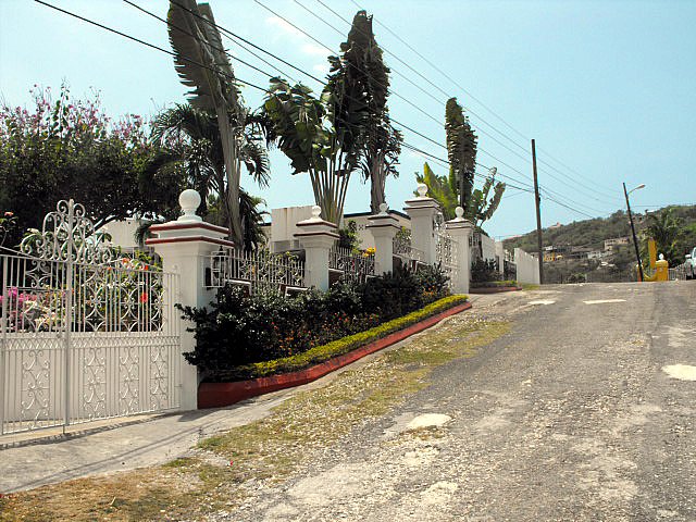 House For Sale in Irwin Meadows, St. James Jamaica | PropertyAdsJa.com