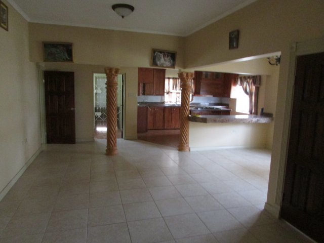 House For Sale in Magil Palms, St. Catherine Jamaica | PropertyAdsJa.com
