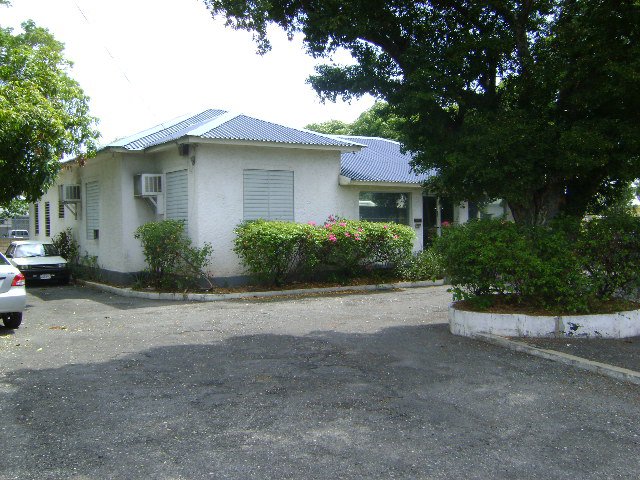 Commercial building For Sale in Kingston 10, Kingston / St. Andrew ...