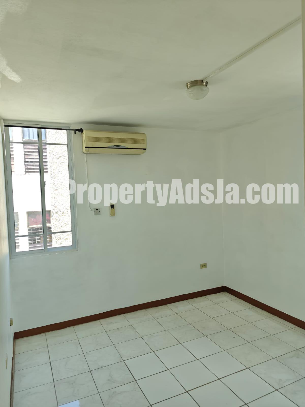 Apartment For Rent in Constant Spring Road, Kingston / St. Andrew ...