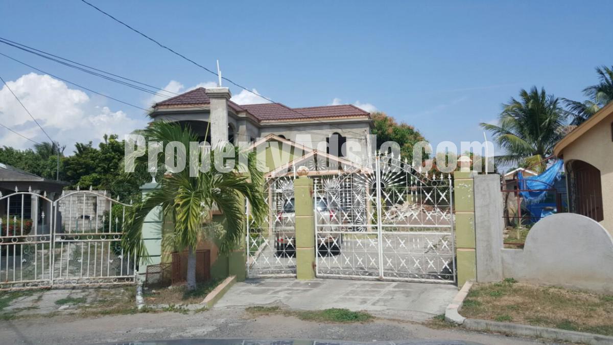 House For Sale in Magil Palms, St. Catherine Jamaica | PropertyAdsJa.com