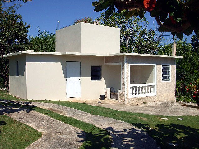 House For Sale in Sandy Bay Hanover, St. James Jamaica | PropertyAdsJa.com