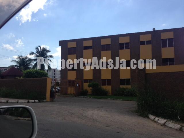 Apartment For Rent in Constant Spring Road, Kingston / St. Andrew ...