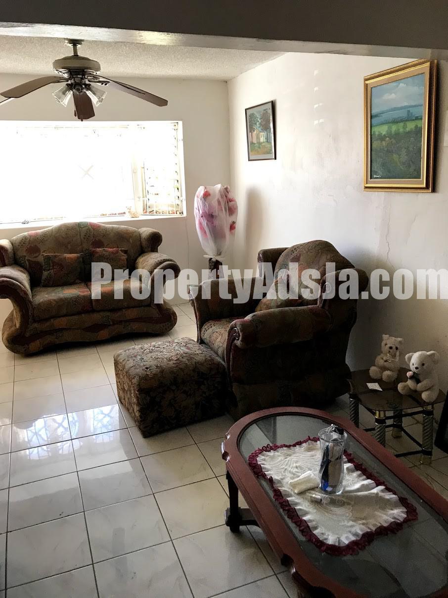 Townhouse For Sale in Bridgeport Portmore, St. Catherine Jamaica ...