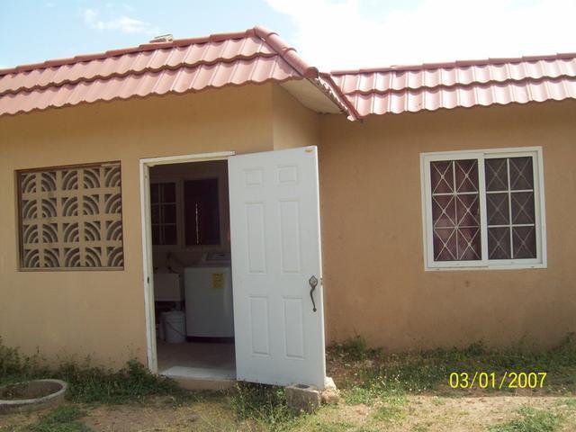 House For Sale in Morris Meadows, St. Catherine Jamaica | PropertyAdsJa.com