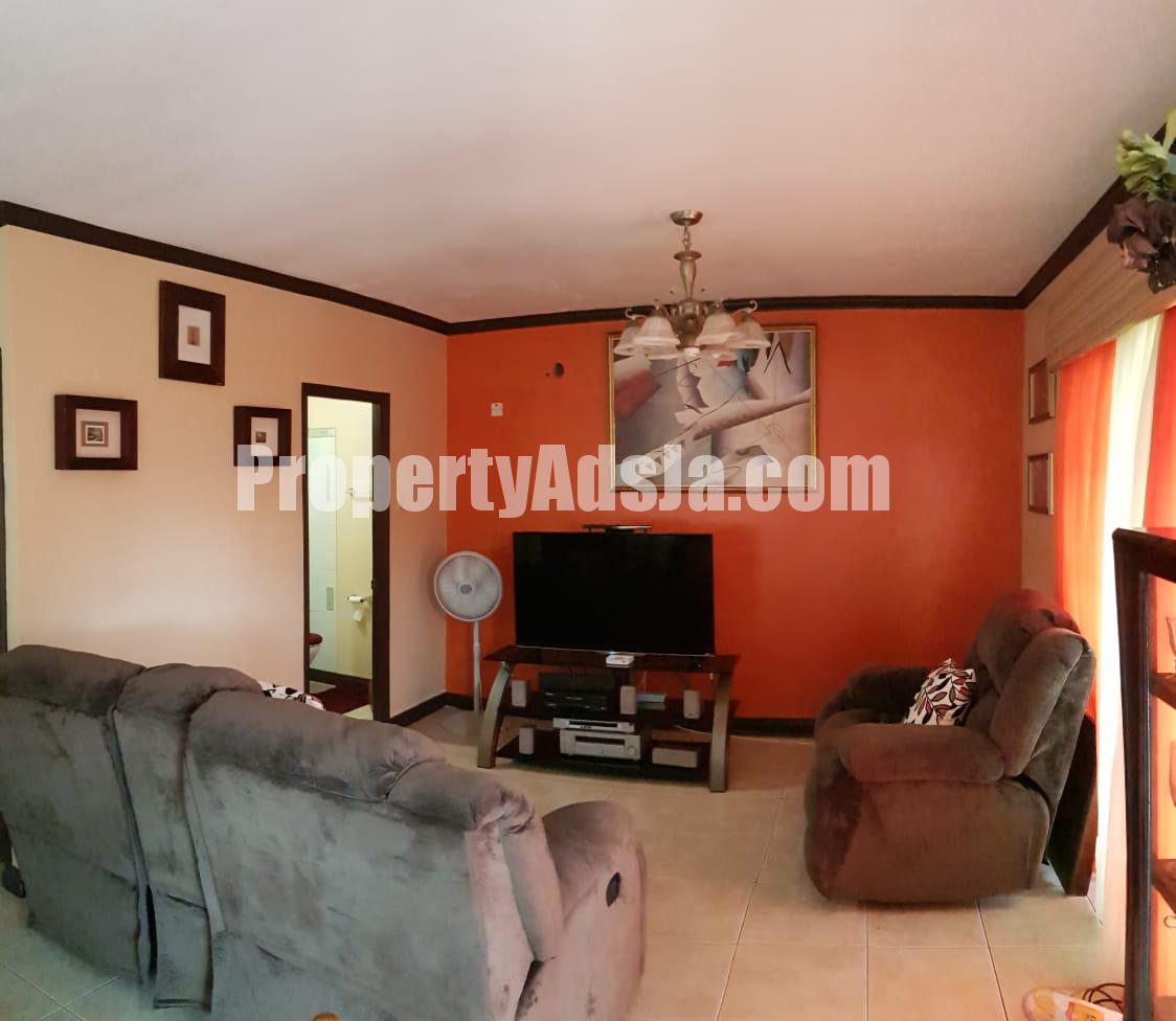 Townhouse For Rent in Hope Road, Kingston / St. Andrew Jamaica | PropertyAdsJa.com