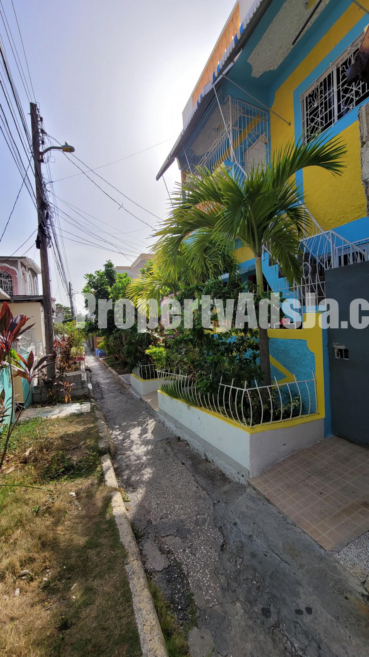 House For Sale in Nannyville, Kingston / St. Andrew Jamaica | PropertyAdsJa.com