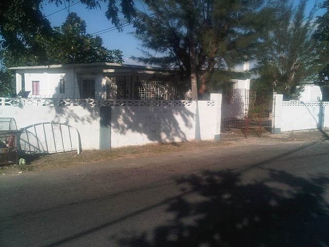 House For Sale in Salt Spring, St. James Jamaica | PropertyAdsJa.com